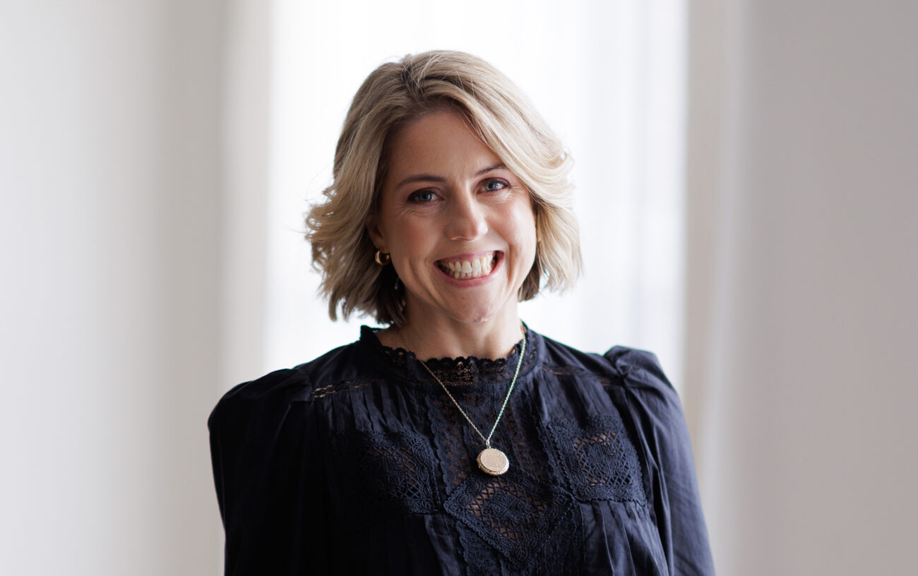 About Me | Dena Shearer Photography Dublin Ireland Weddings